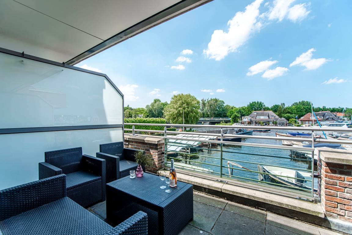 60 M² Apartment ∙ 1 Bedroom ∙ 4 Guests - Leiden