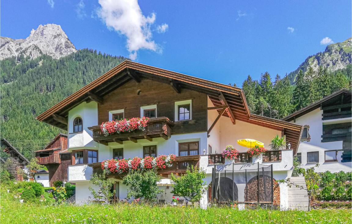 97 M² Ferienwohnung ∙ 3 Schlafzimmer ∙ 6 Gäste - Pettneu am Arlberg