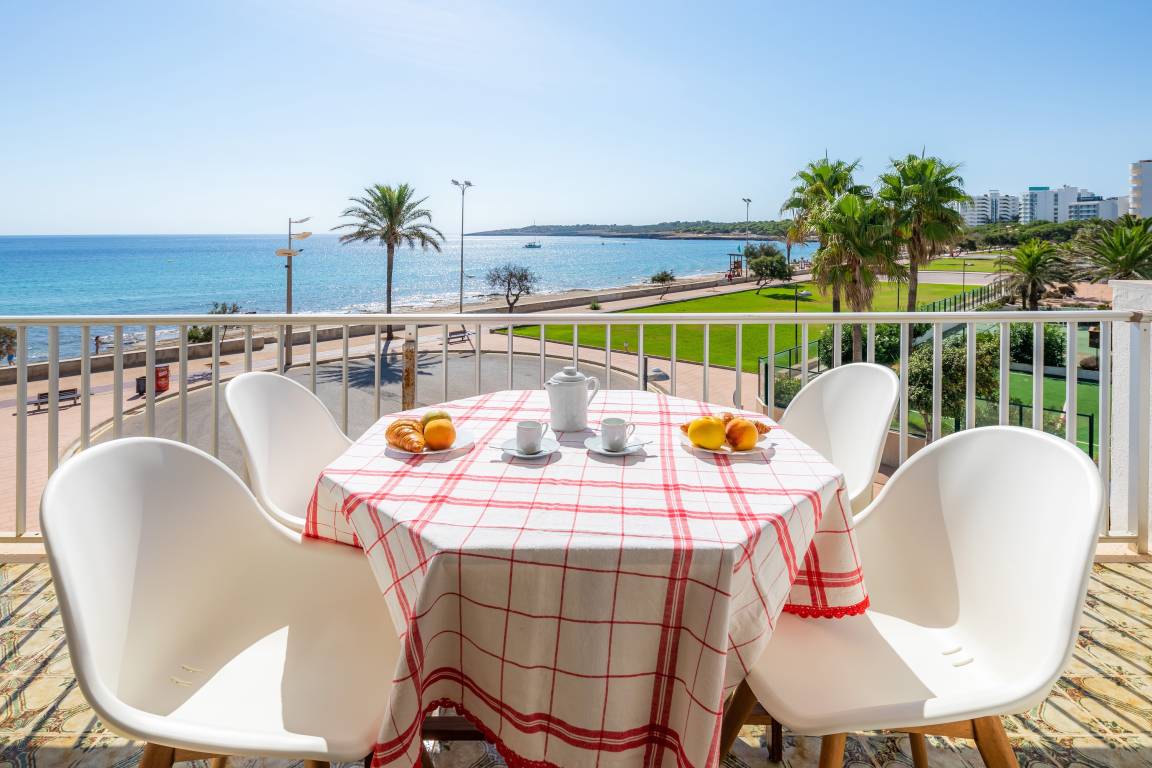 80 M² Apartment ∙ 2 Bedrooms ∙ 4 Guests - Porto Cristo