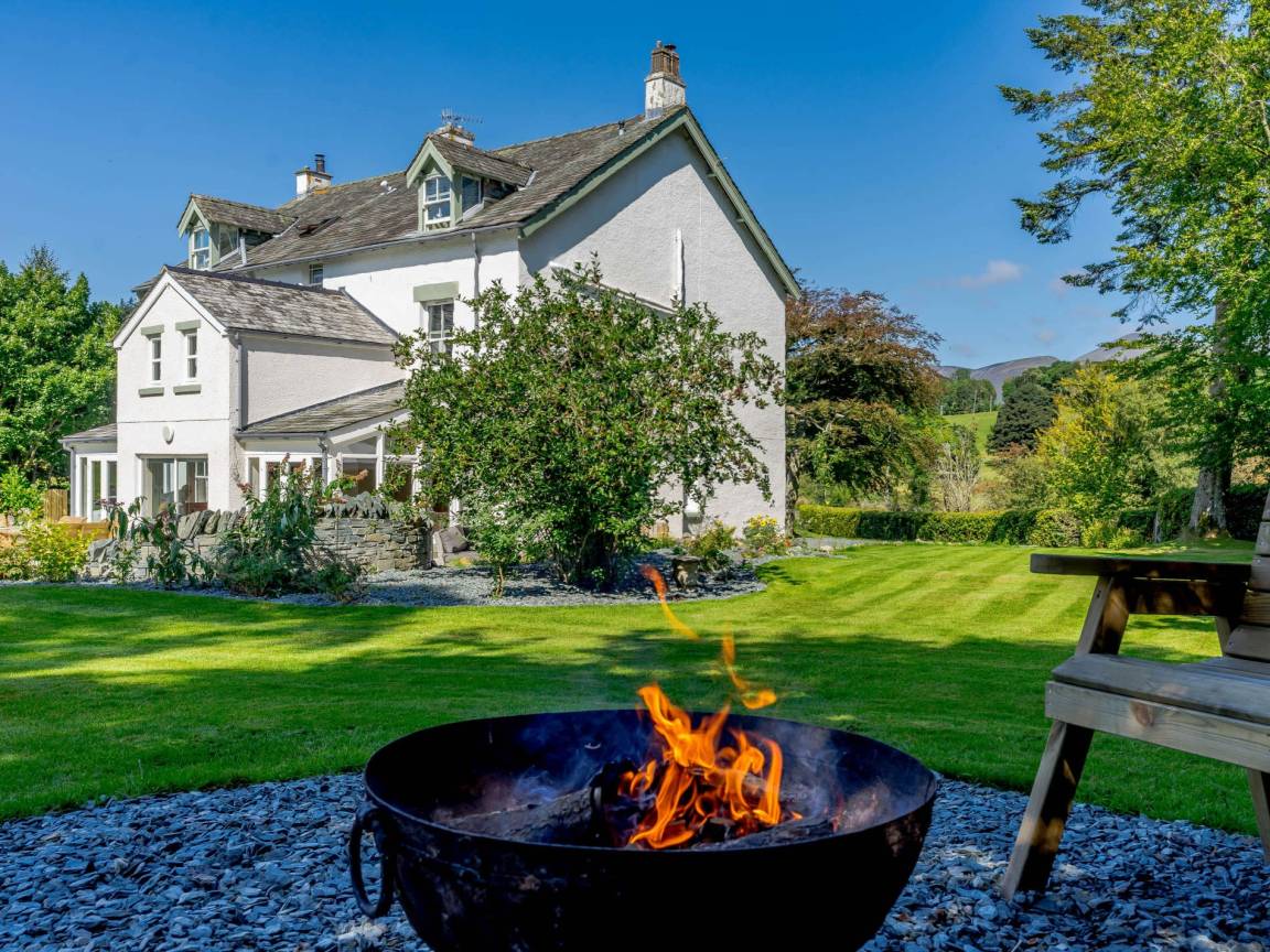 Cottage ∙ 10 Bedrooms ∙ 20 Guests - Borrowdale
