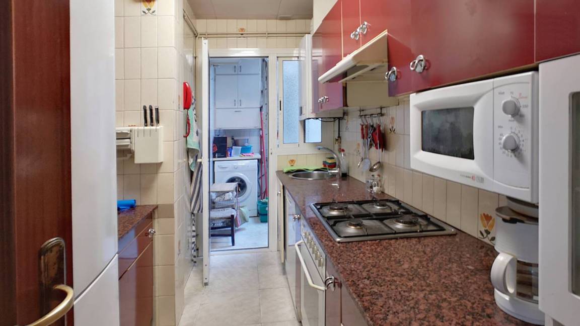 100 M² Apartamento ∙ 4 Habitaciones ∙ 5 Huéspedes - Gavà
