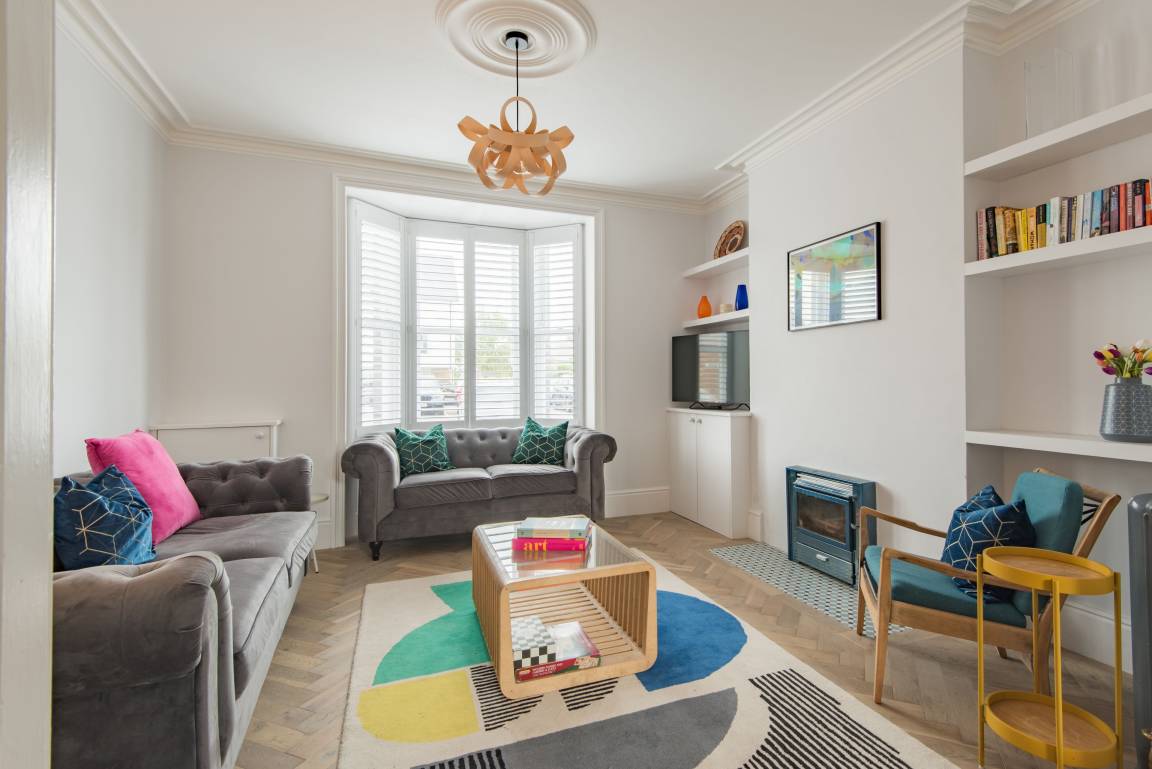 Cottage ∙ 3 Bedrooms ∙ 8 Guests - Canterbury