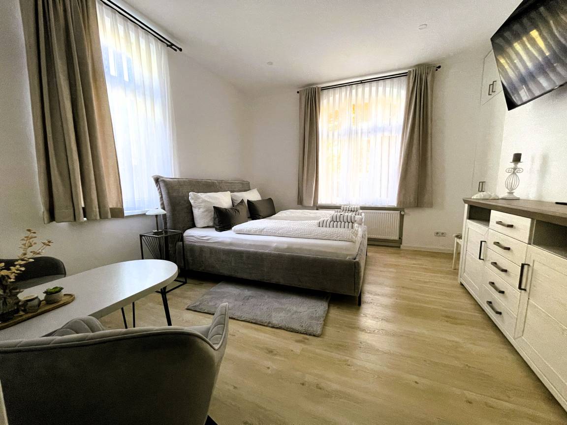 52 M² Ferienwohnung ∙ 2 Schlafzimmer ∙ 4 Gäste - Bad Berka