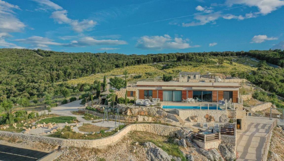 Villa ∙ 3 Bedrooms ∙ 6 Guests - Supetar