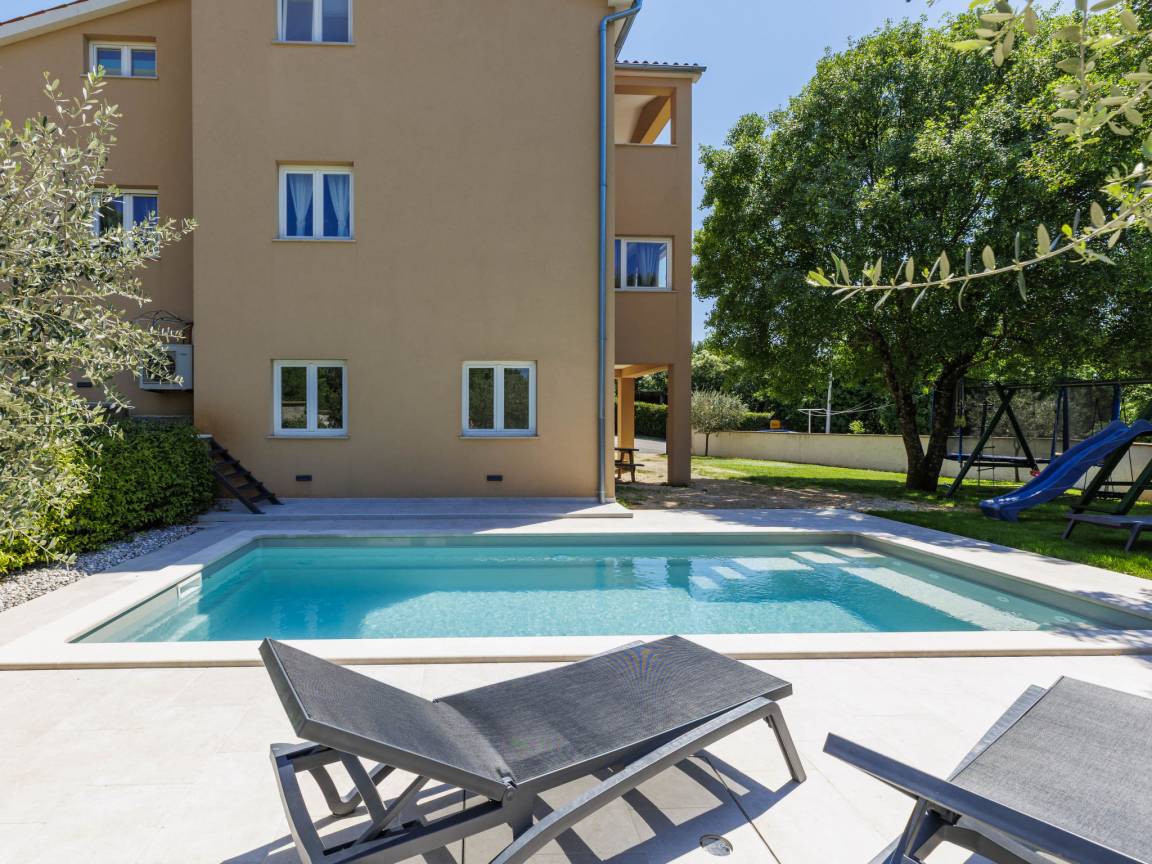 134 M² Appartamento Vacanza ∙ 4 Camere Da Letto ∙ 8 Ospiti - Rakalj