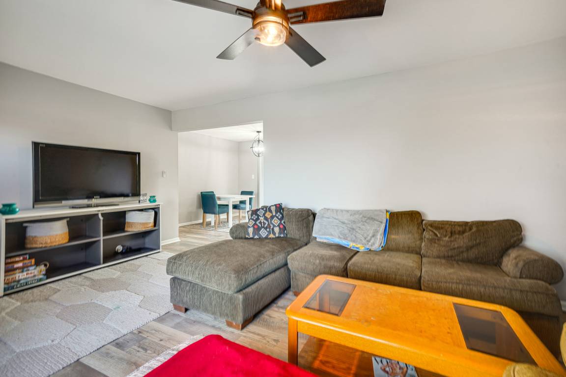 120 M² House ∙ 3 Bedrooms ∙ 6 Guests - Brookfield, WI