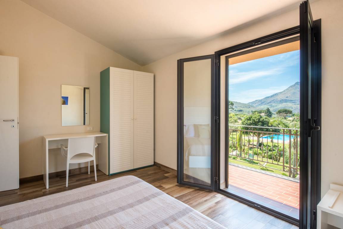 65 M² Apartament ∙ 2 Sypialnie ∙ 6 Gości - Scopello