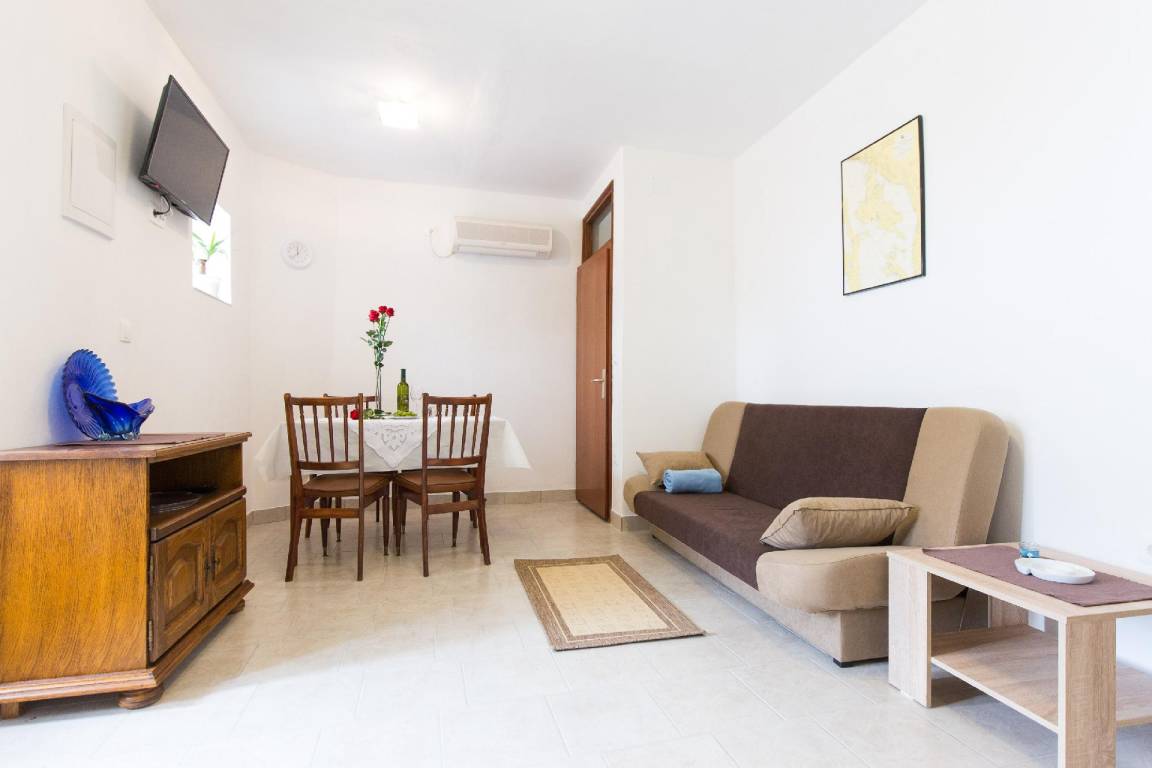 70 M² Ferienhaus ∙ 2 Schlafzimmer ∙ 5 Gäste - Malinska