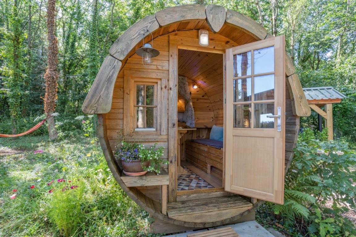 Camping ∙ 2 Bedrooms ∙ 4 Guests - Herefordshire