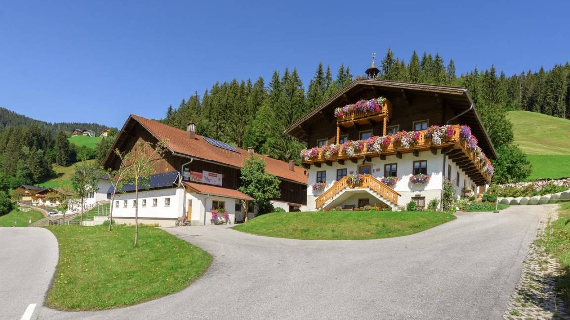 90 M² Apartment ∙ 3 Bedrooms ∙ 8 Guests - Flachau