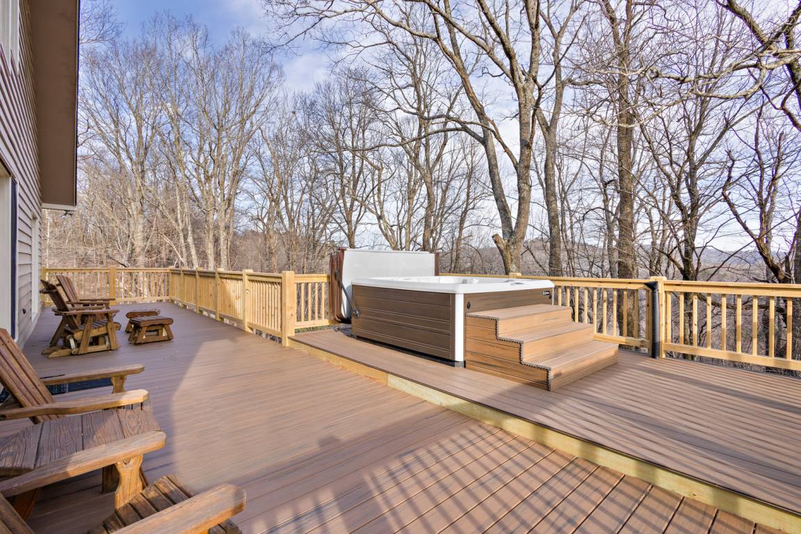 185 M² Cabin ∙ 2 Bedrooms ∙ 8 Guests - Boone, NC