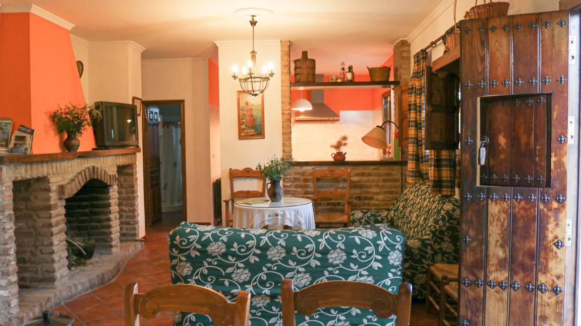 140 M² Casa ∙ 4 Habitaciones ∙ 8 Huéspedes - Aroche