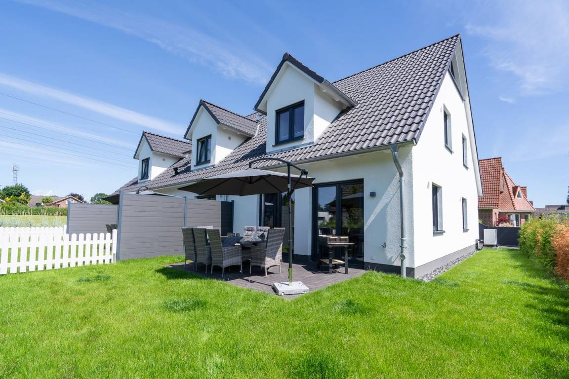 120 M² Ferienhaus ∙ 4 Schlafzimmer ∙ 7 Gäste - Bad Schwartau