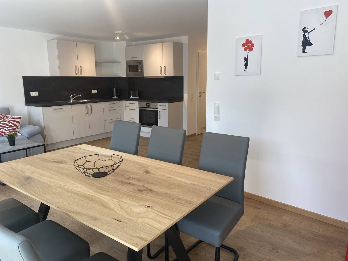 105 M² Ferienwohnung ∙ 3 Schlafzimmer ∙ 5 Gäste - Endingen am Kaiserstuhl