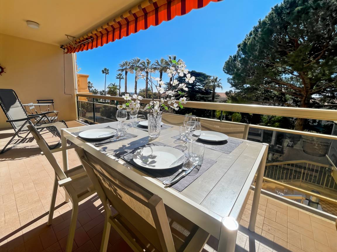 75 M² Appartement ∙ 2 Chambres ∙ 4 Personnes - Cannes