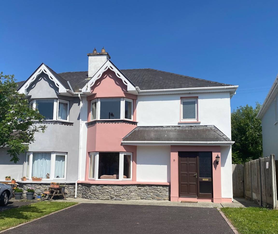 102 M² Apartment ∙ 3 Bedrooms ∙ 6 Guests - Kenmare