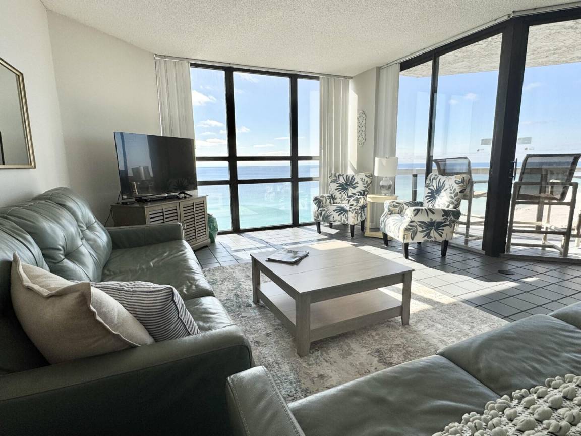 150 M² Huoneisto ∙ 3 Makuuhuonetta ∙ 12 Vierasta - Miramar Beach, FL