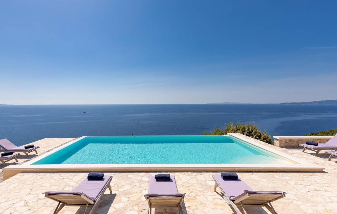356 M² Casa ∙ 7 Habitaciones ∙ 14 Huéspedes - Croacia