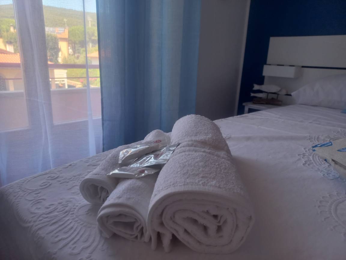 80 M² Apartment ∙ 2 Bedrooms ∙ 6 Guests - Piombino