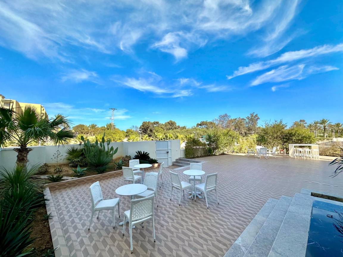 100 M² Appartement ∙ 1 Chambre ∙ 4 Personnes - Marsa