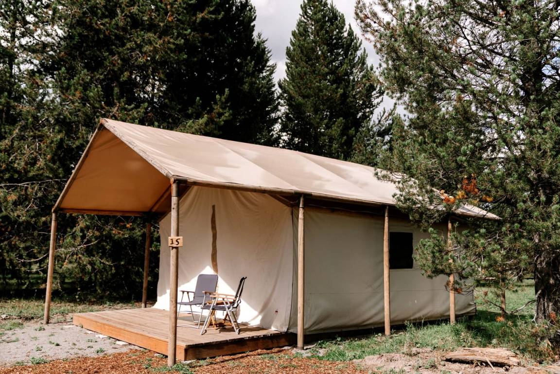 Camping ∙ 1 Bedroom ∙ 6 Guests - Island Park, ID