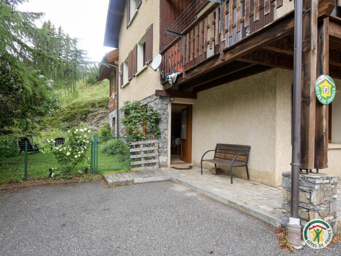 60 M² Gîte ∙ 2 Chambres ∙ 4 Personnes - Arvieux