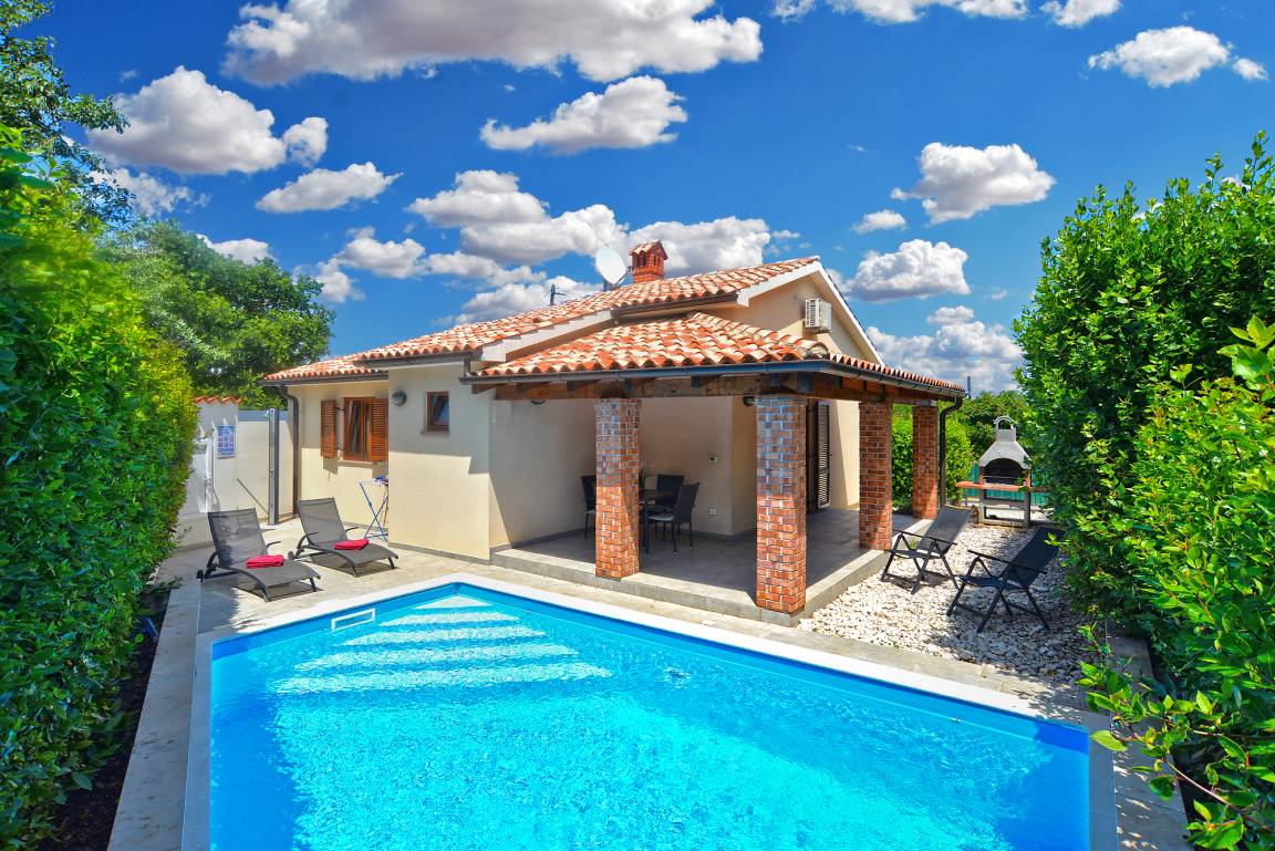 80 M² Villa ∙ 2 Schlafzimmer ∙ 5 Gäste - Ližnjan