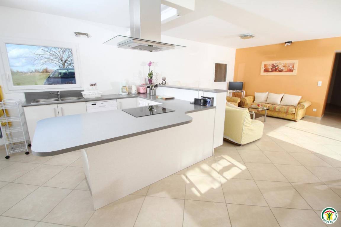108 M² Gîte ∙ 3 Chambres ∙ 6 Personnes - Chabeuil