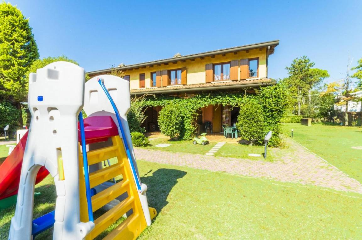 50 M² House ∙ 2 Bedrooms ∙ 6 Guests - Bibione Pineda
