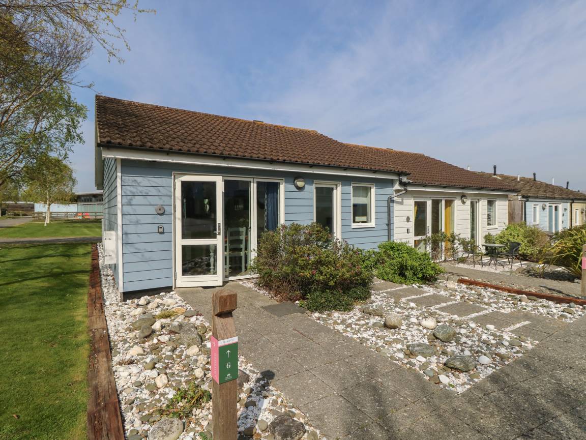 Mökki ∙ 2 Makuuhuonetta ∙ 4 Vierasta - Lymington