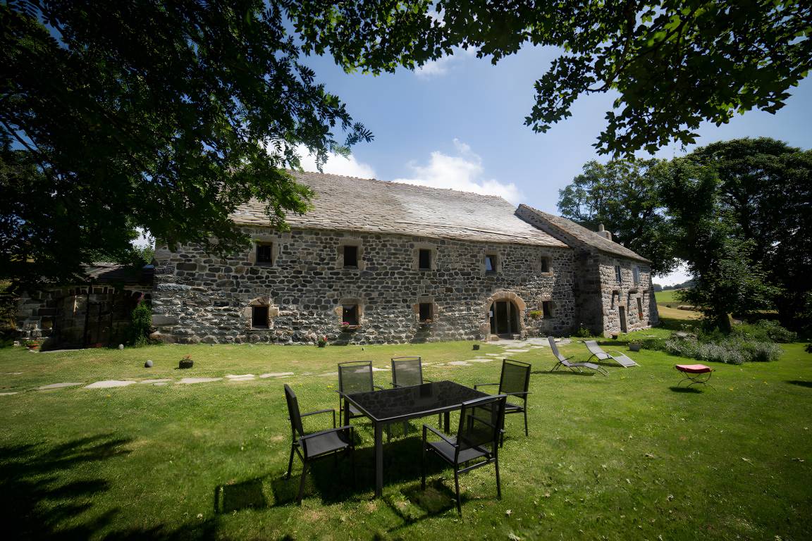 400 M² Maison De Vacances ∙ 5 Chambres ∙ 13 Personnes - Les Estables