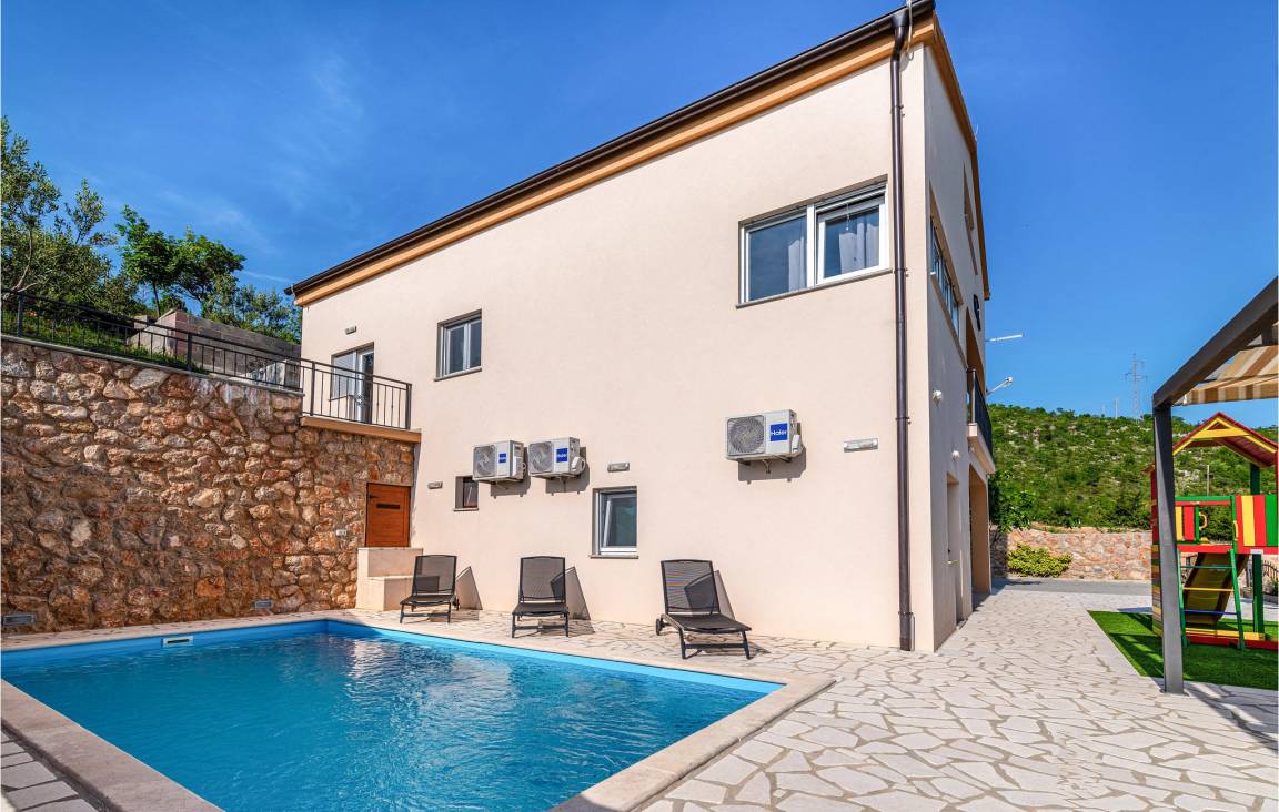 171 M² House ∙ 4 Bedrooms ∙ 9 Guests - Croatia
