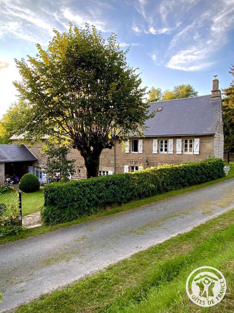 90 M² Gîte ∙ 3 Chambres ∙ 5 Personnes - Meymac