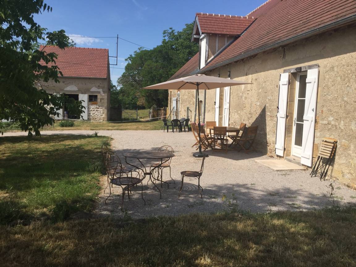 180 M² Gîte ∙ 3 Schlafzimmer ∙ 8 Gäste - Allier