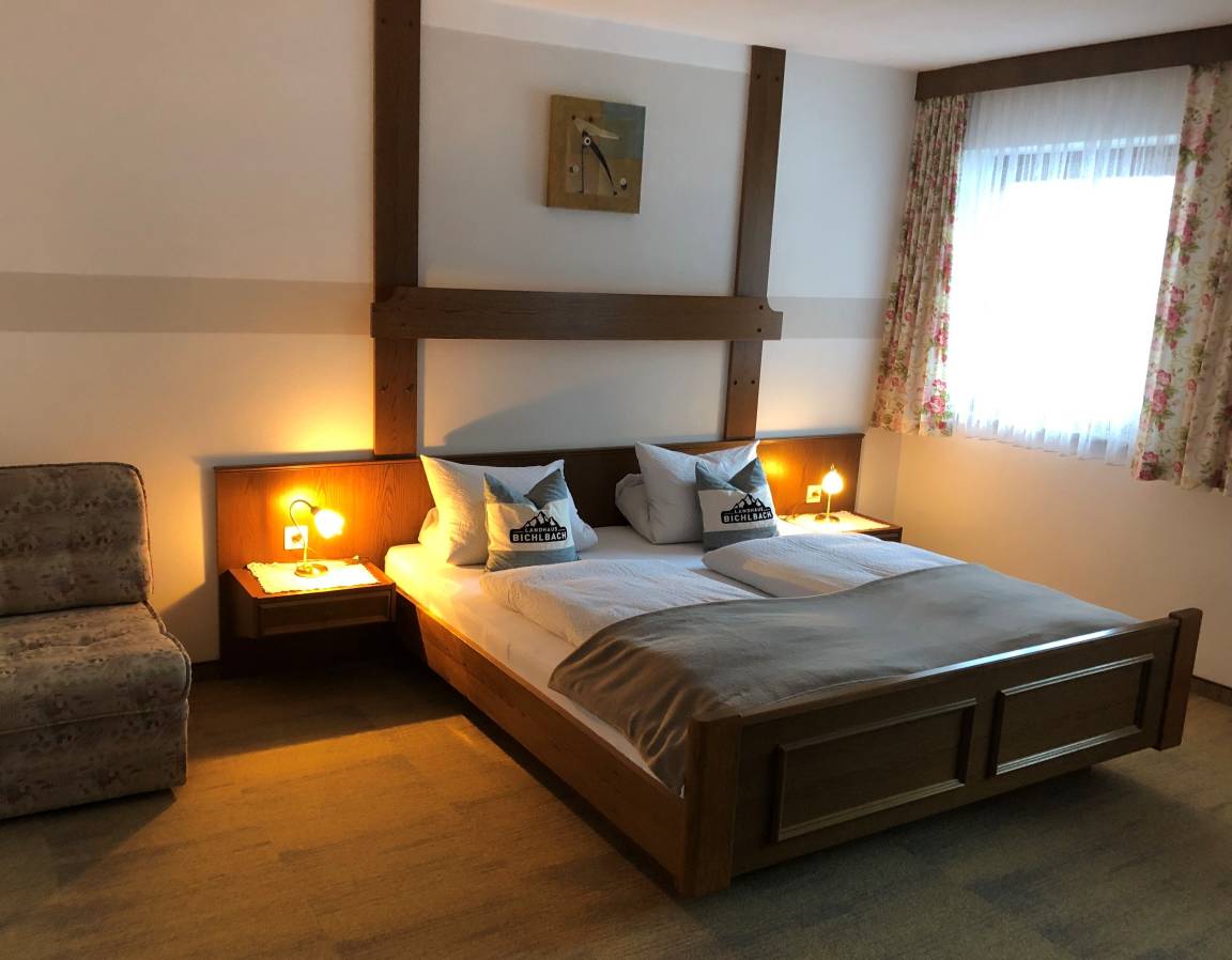 50 M² Ferienwohnung ∙ 1 Schlafzimmer ∙ 5 Gäste - Bichlbach