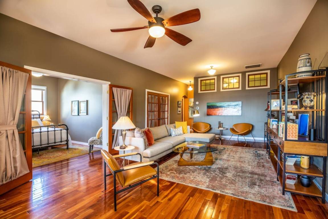 111 M² House ∙ 2 Bedrooms ∙ 4 Guests - Salt Lake City, UT