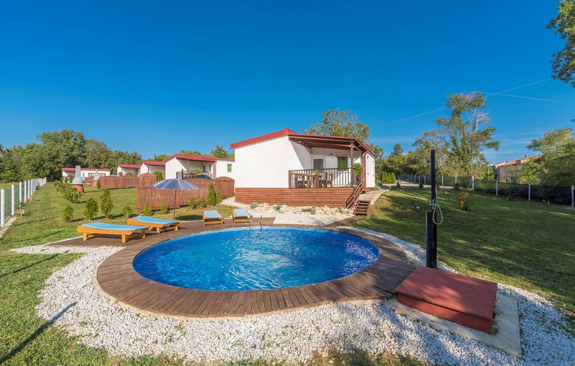 69 M² Ferienhaus ∙ 3 Schlafzimmer ∙ 6 Gäste - Rovinj