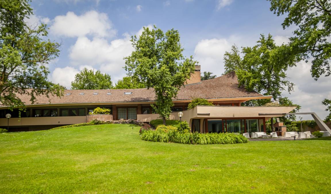 Villa ∙ 7 Bedrooms ∙ 16 Guests - Rho