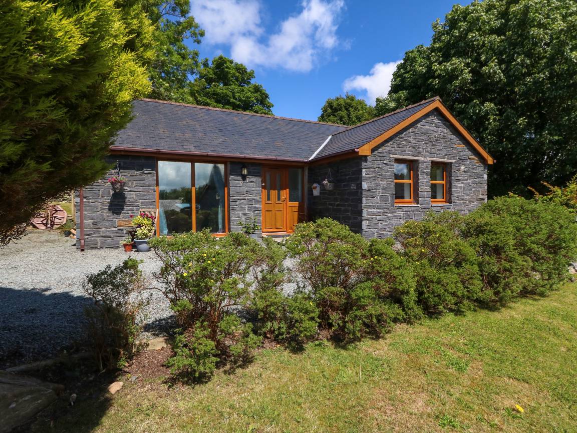 Cottage ∙ 2 Bedrooms ∙ 4 Guests - Anglesey