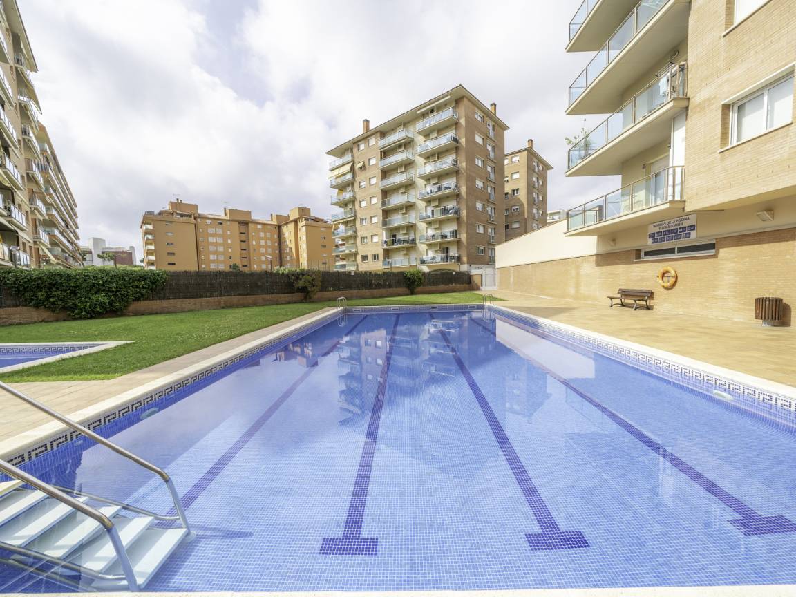 67 M² Apartamento ∙ 3 Habitaciones ∙ 5 Huéspedes - Calella