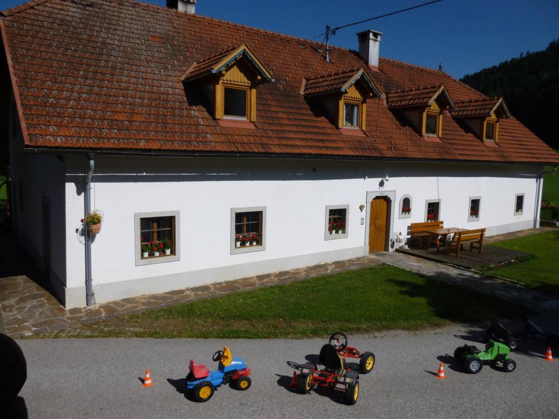 75 M² Ferienwohnung ∙ 2 Schlafzimmer ∙ 4 Gäste - Spital am Pyhrn
