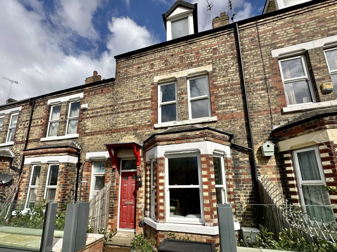 Cottage ∙ 4 Bedrooms ∙ 7 Guests - York