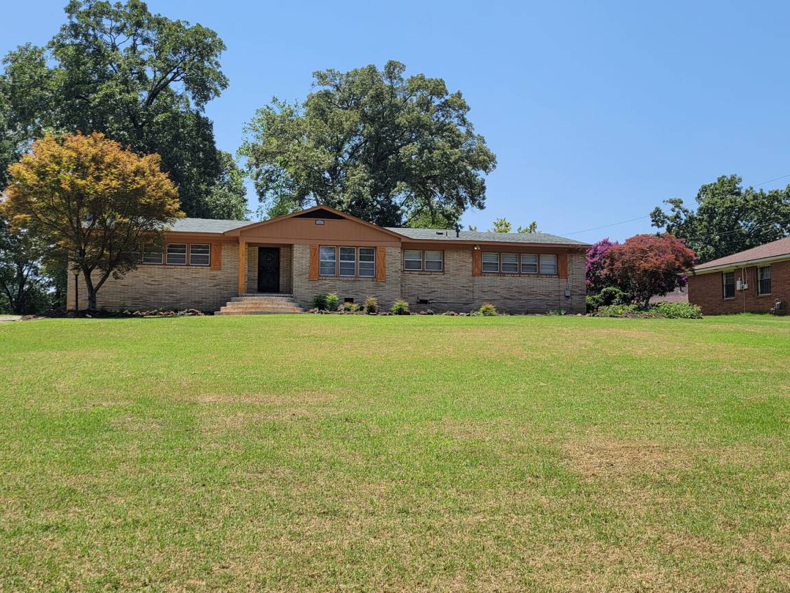 206 M² House ∙ 3 Bedrooms ∙ 8 Guests - Memphis, TN