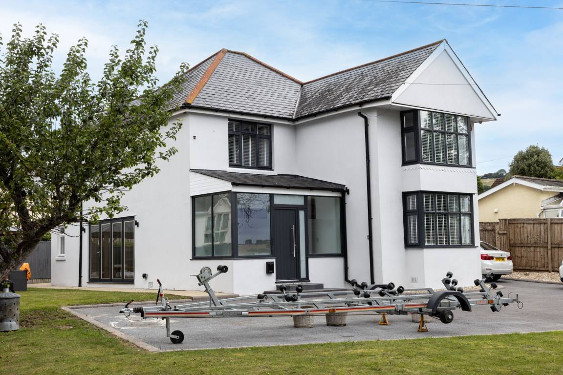 210 M² House ∙ 5 Bedrooms ∙ 10 Guests - Teignmouth