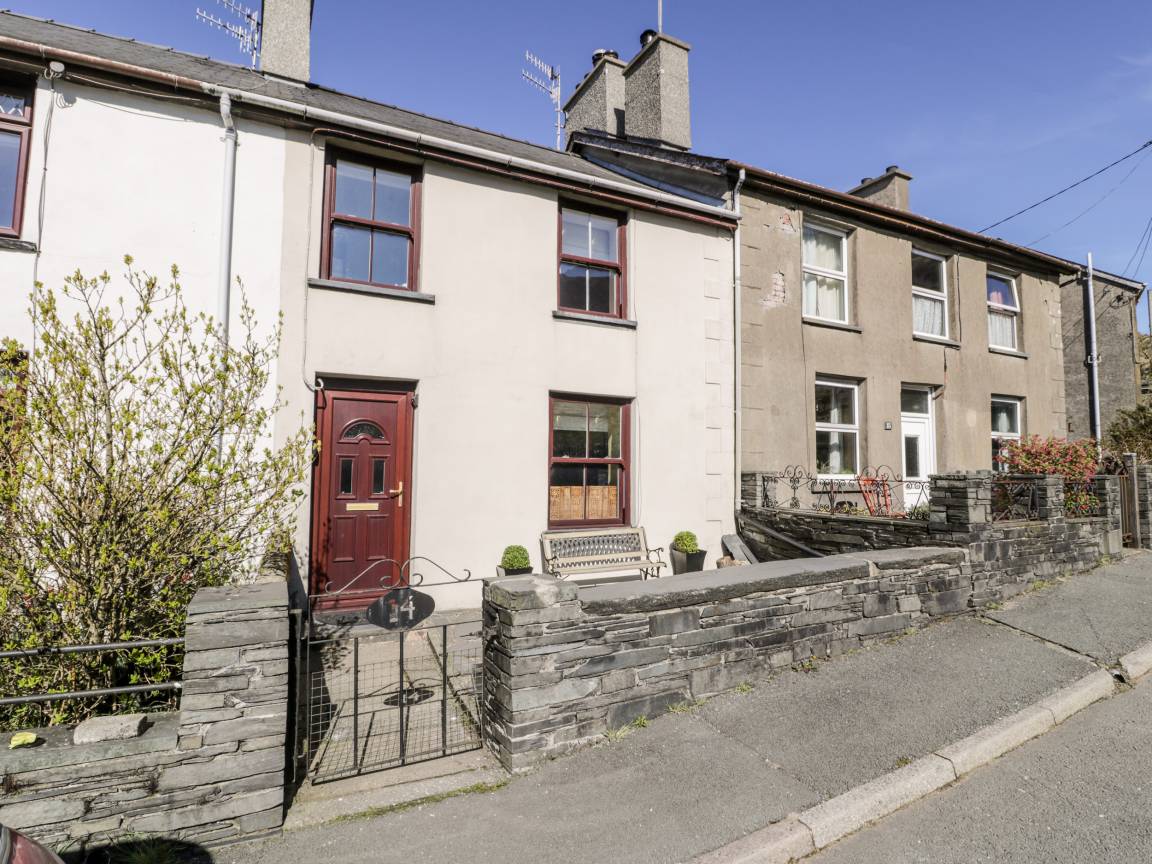 Cottage ∙ 2 Bedrooms ∙ 4 Guests - Penrhyndeudraeth