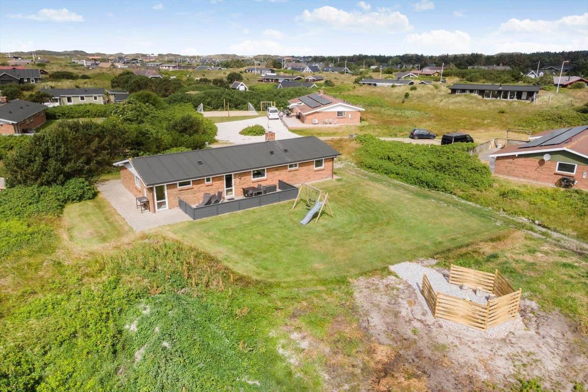 149 M² Ferienhaus ∙ 4 Schlafzimmer ∙ 8 Gäste - Ringkøbing