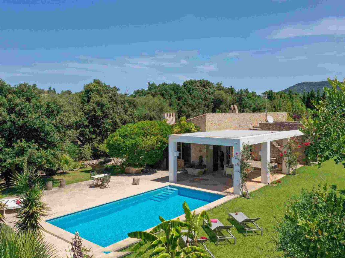 120 M² Cottage ∙ 2 Bedrooms ∙ 4 Guests - Cala Bona