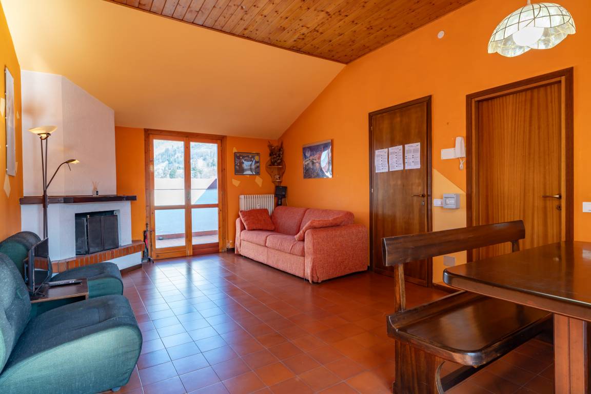60 M² Ferienwohnung ∙ 1 Schlafzimmer ∙ 6 Gäste - Barzio