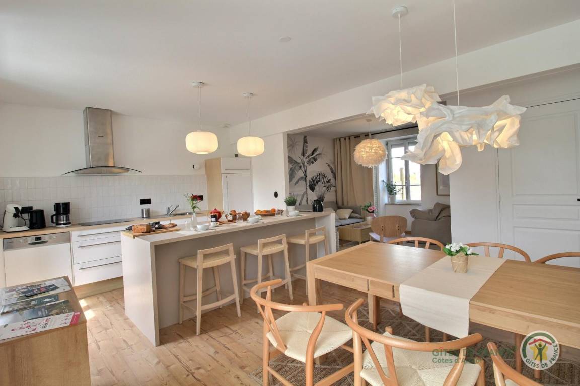 106 M² Gîte ∙ 3 Chambres ∙ 6 Personnes - Plestin-les-Grèves