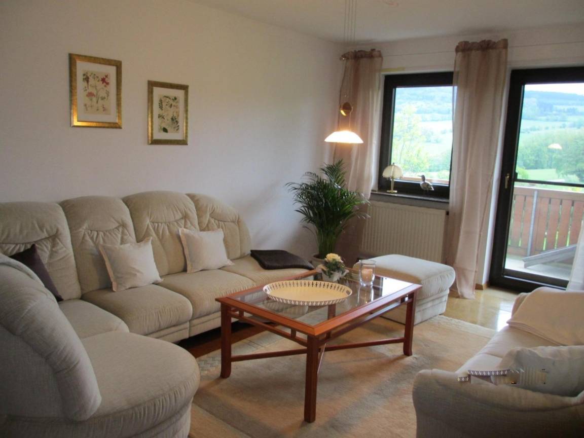 85 M² Ferienwohnung ∙ 2 Schlafzimmer ∙ 4 Gäste - Gersfeld (Rhön)